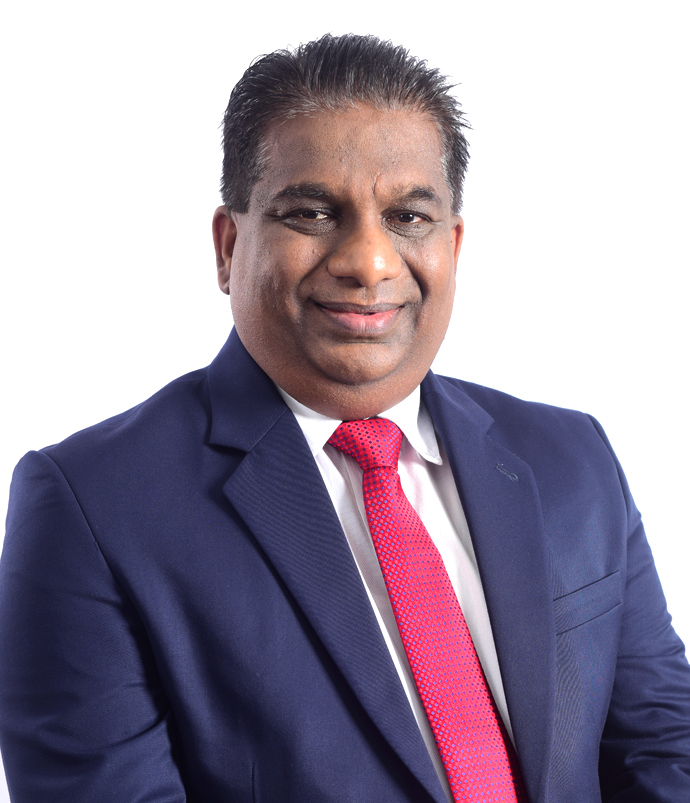 Experienced Leadership at Ritz Clothing | Our Management Team